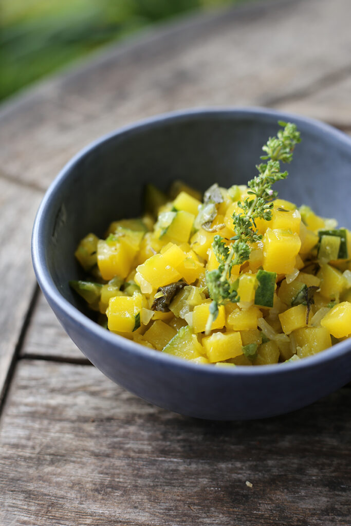 PICADILLO DE AYOTE TIERNO - Good Food