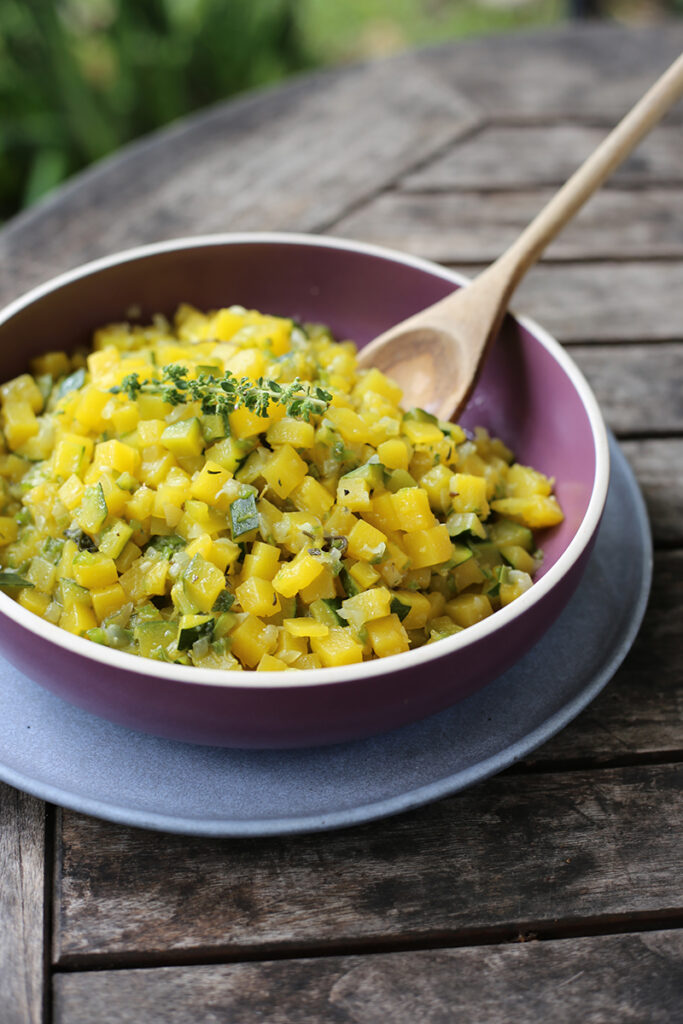 PICADILLO DE AYOTE TIERNO - Good Food